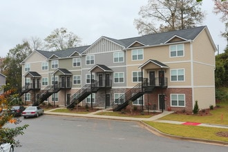 The Lyons Apartments | Athens, GA Apartments For Rent