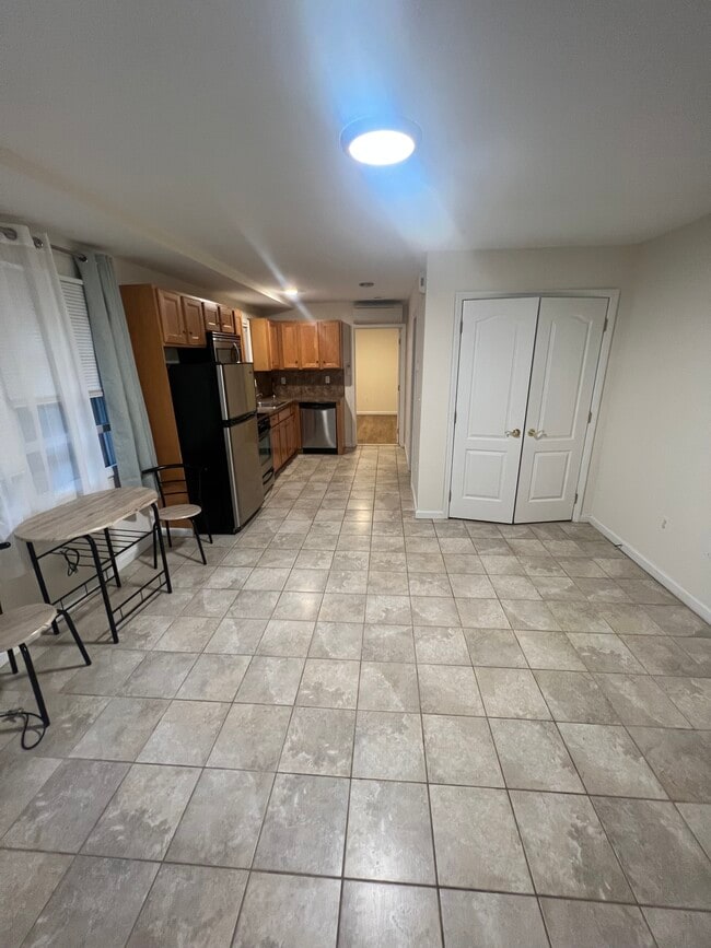 41 Legion Pl | Rentals in Staten Island, NY
