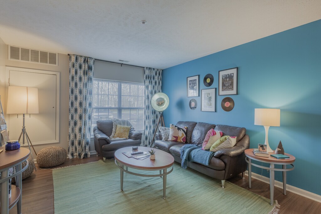 Campus Pointe Kent | Kent, OH Apartments