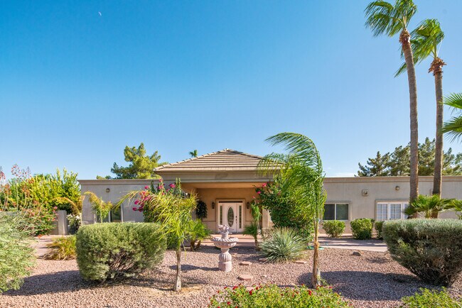 4531 E Becker Ln | Rentals in Phoenix, AZ