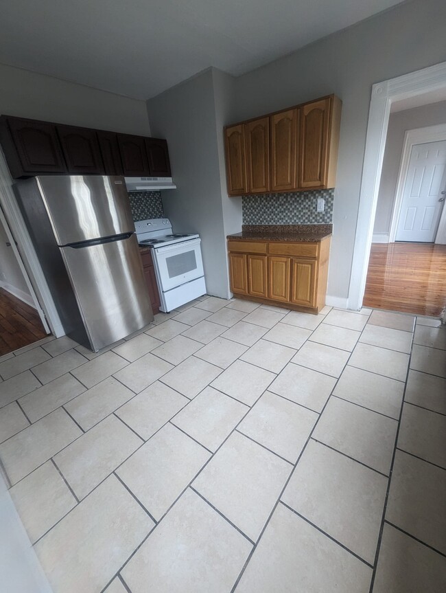 688 Dixwell Ave | Rentals in New Haven, CT