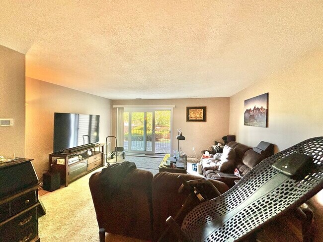 300 Fenno St, Unit 17 | Rentals in Revere, MA