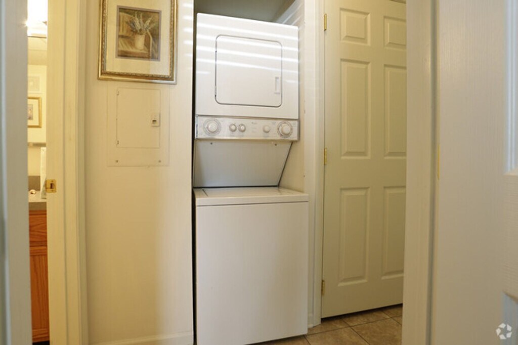 ALLISON APARTMENTS | Marlton, NJ Apartments
