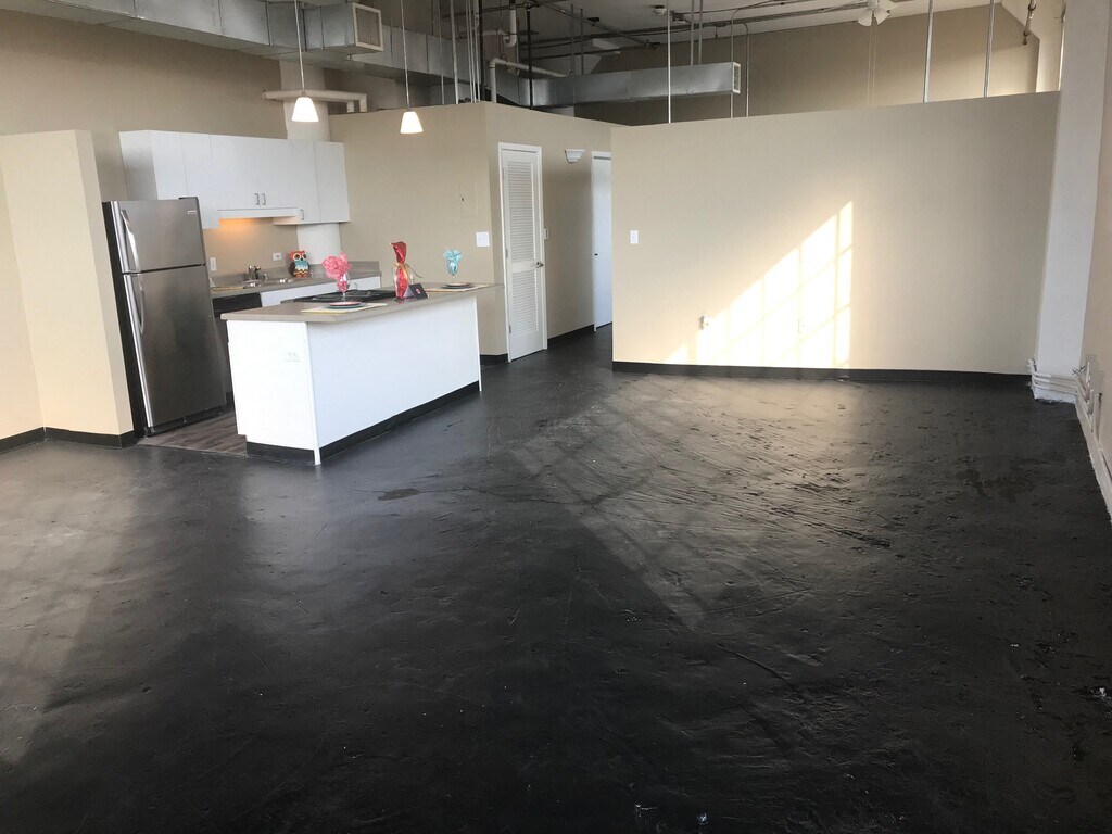 Block 2 Lofts | Little Rock, AR Apartments