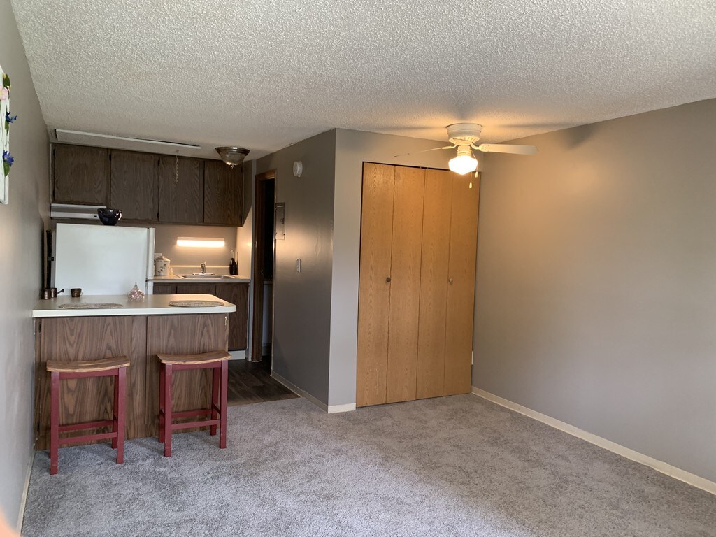 Shadowood Apartments in Sarasota, FL | ApartmentHomeLiving.com