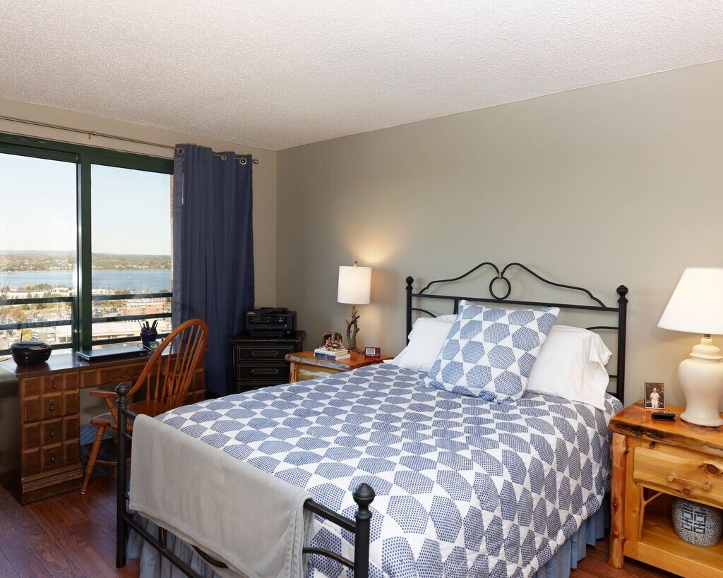 Back Bay Tower | Portland, ME Apartments