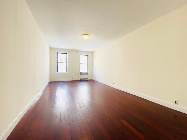 55 Cooper St | Rentals in New York, NY