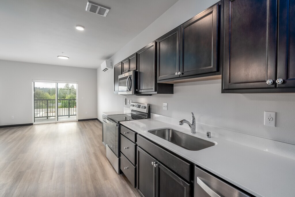 The Outpost Apartments in Arlington, WA | ApartmentHomeLiving.com