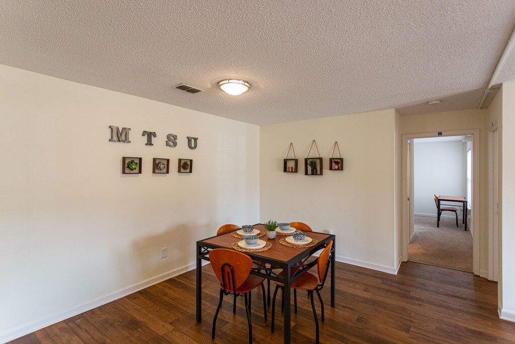 1540 Place | Murfreesboro, TN Apartments