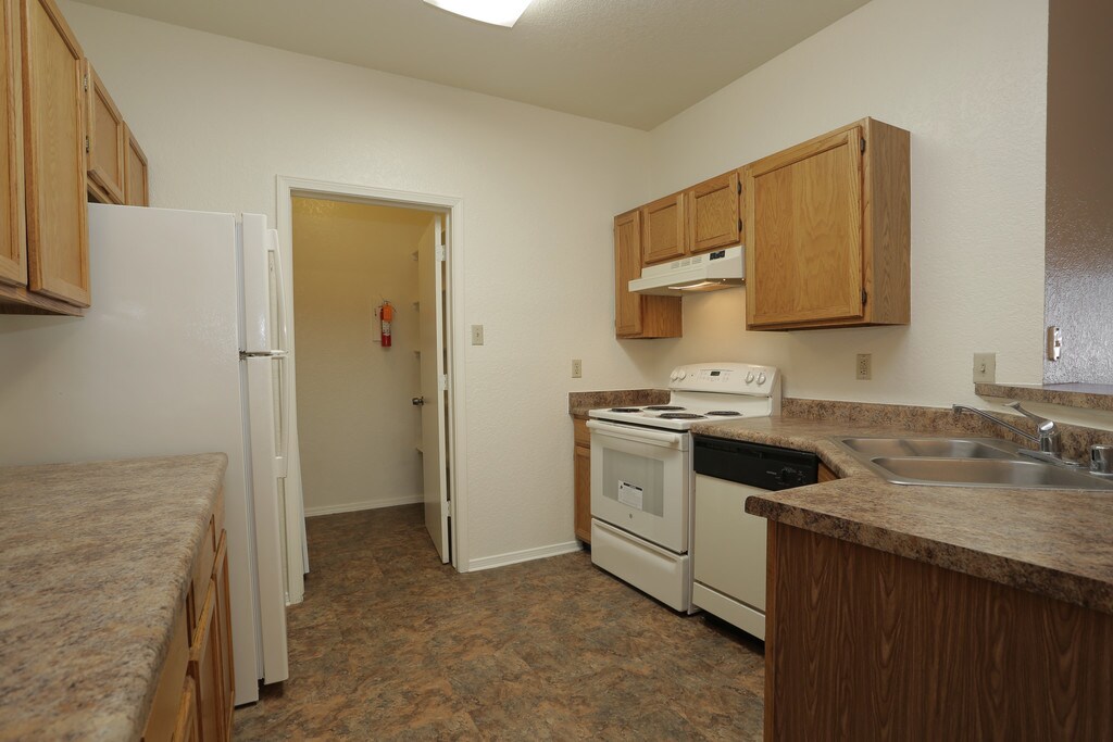 Regency Pointe Apartments in Las Cruces, NM | ApartmentHomeLiving.com