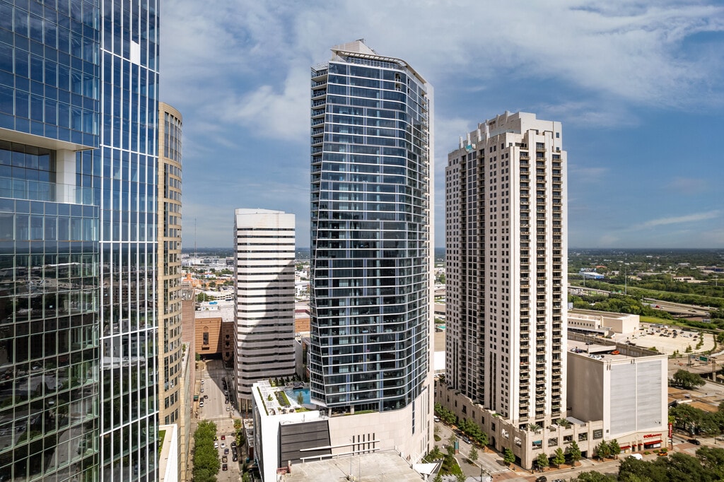 Brava | Houston, TX Apartments