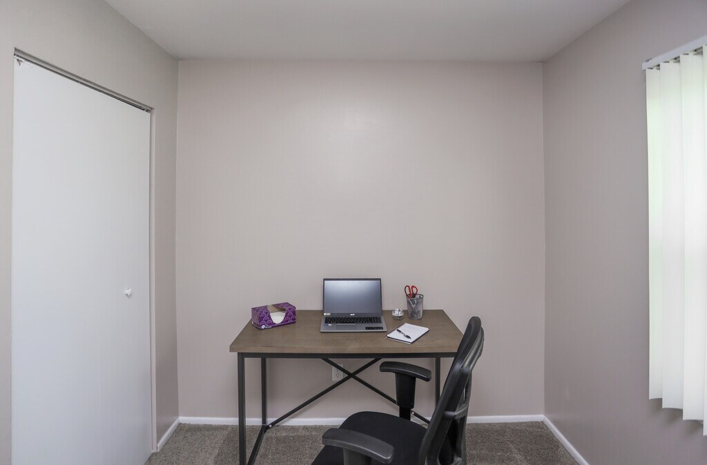 River Pointe Townhomes | Fort Wayne, IN Apartments