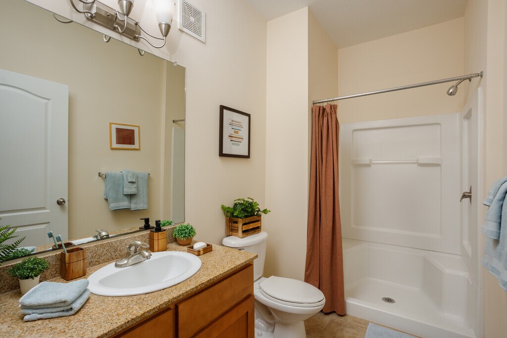 Canopy Apartments in Gainesville, FL | ApartmentHomeLiving.com