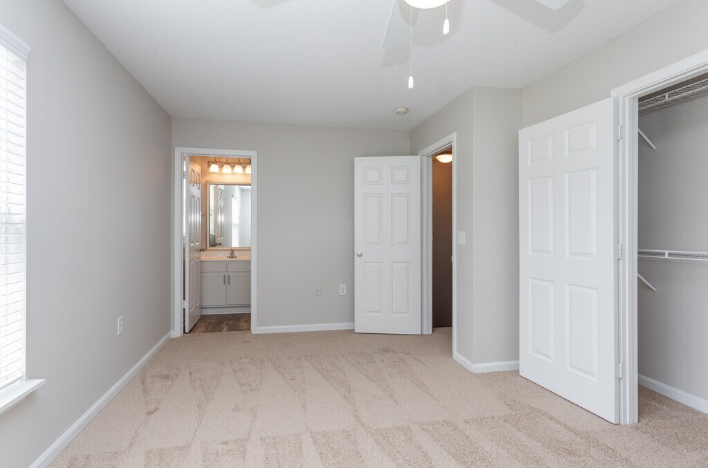 Summerlin Ridge Apartments in Winston-Salem, NC | ApartmentHomeLiving.com