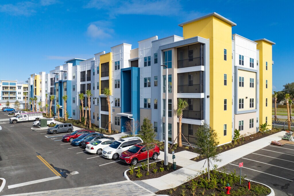 Addison Square Apartments in Viera, FL | ApartmentHomeLiving.com