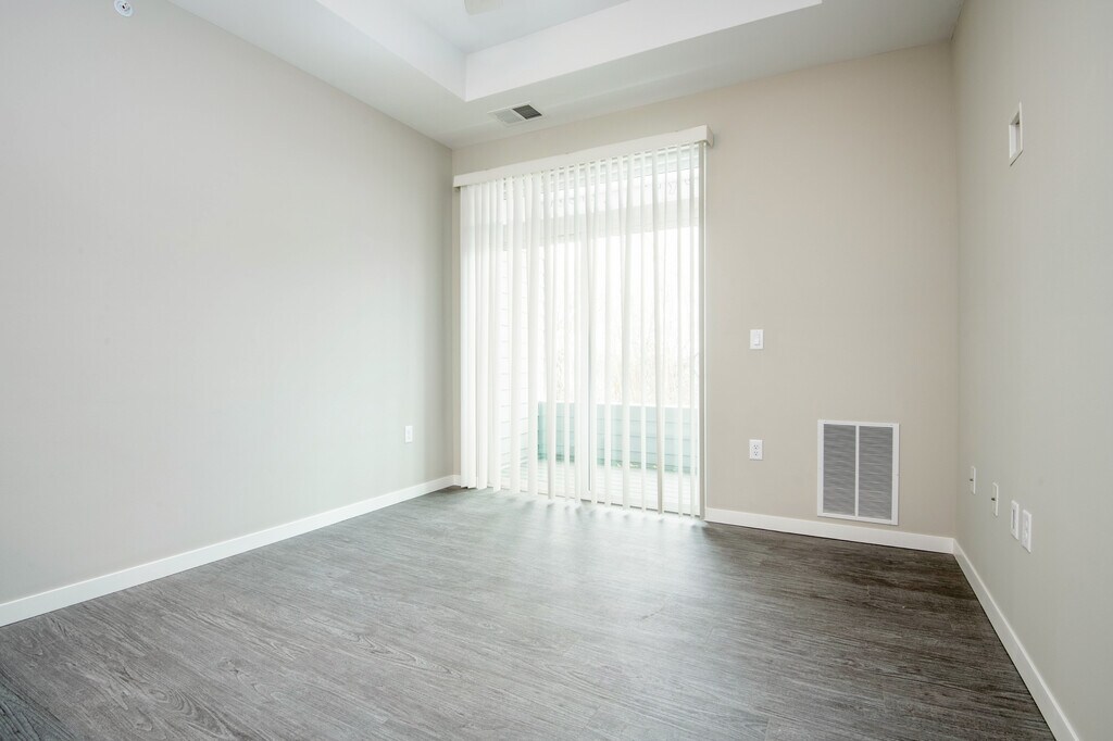 Limestone Ridge Apartments in Fitchburg, WI | ApartmentHomeLiving.com