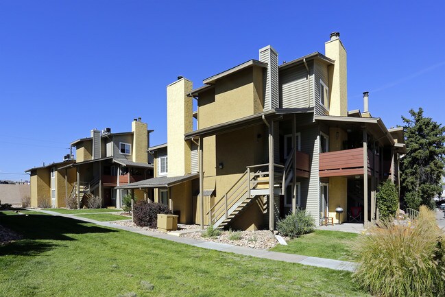 Rosemont West 84th | Apartamentos en Alquiler en Federal Heights, CO