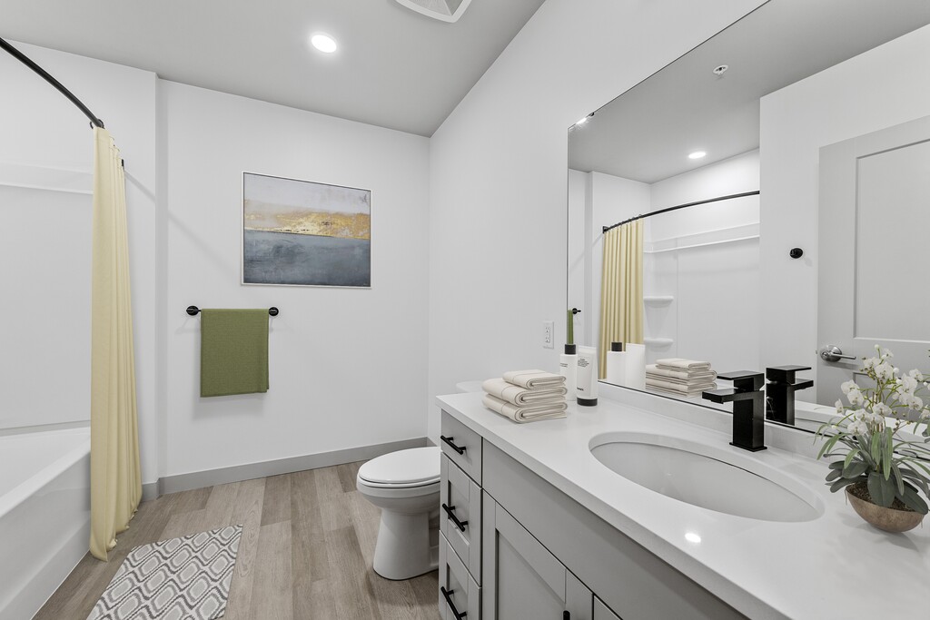 The Residences at Tesson Ridge Apartments in St. Louis, MO ...