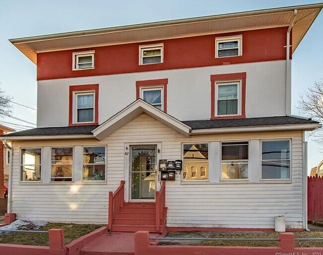 87 Amity St | Rentals in Hartford, CT