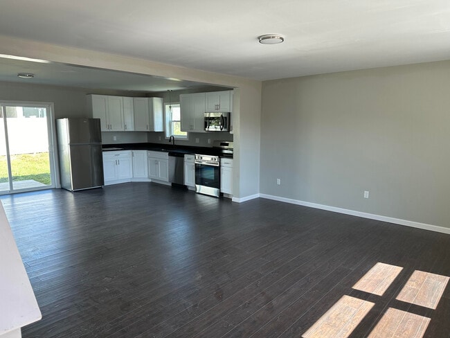 2 Mill Rd | Rentals in Killingly, CT