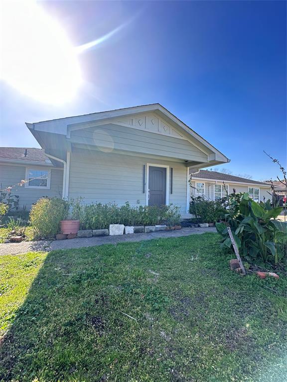 8246 Lanham Ln, Unit A | Rentals in Houston, TX