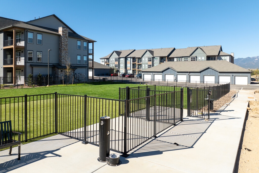 The Garrison Luxury Apartments in Fountain, CO | ApartmentHomeLiving.com