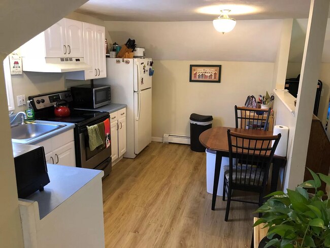25 Franklin St | Rentals in Milford, MA