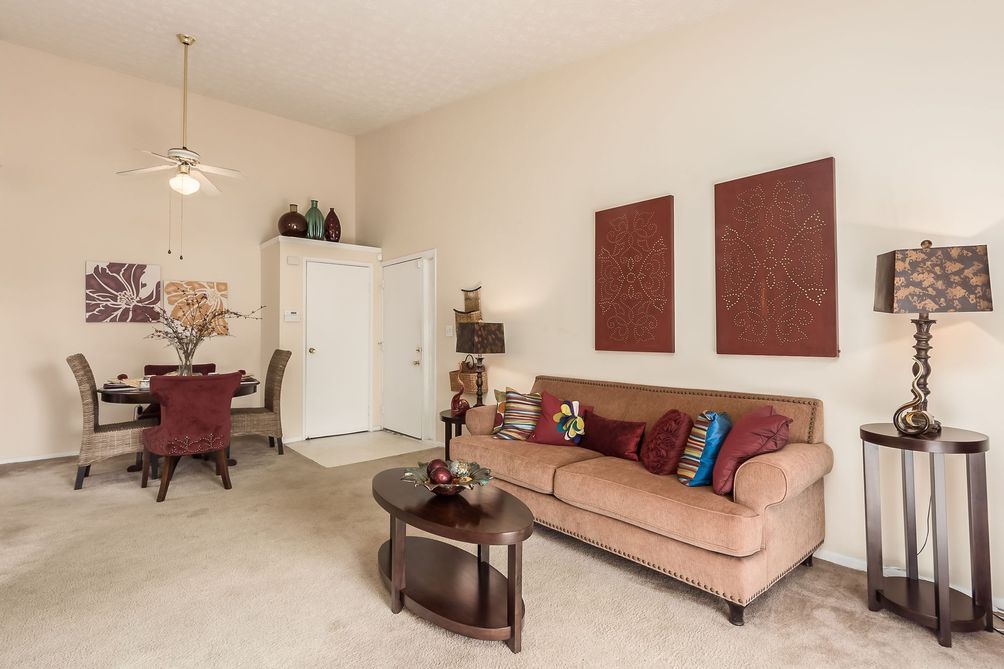Cornerstone Crossing | Columbus, OH Apartments