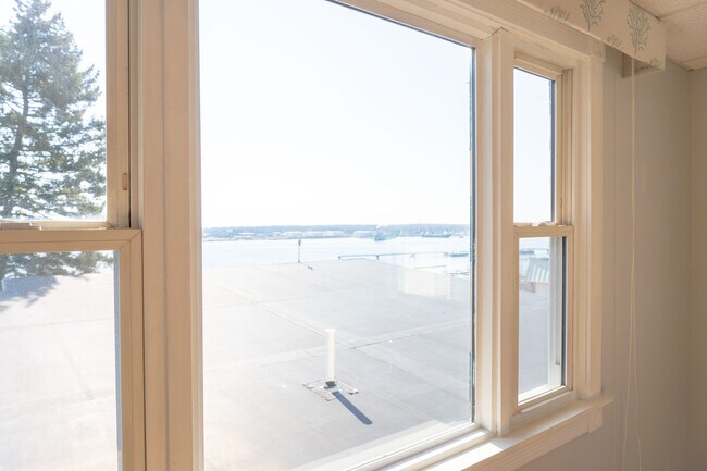 23 Eastern Promenade | Rentals in Portland, ME