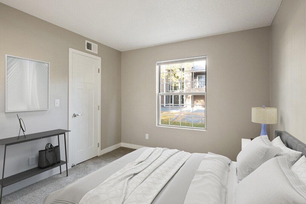 Mallard Ridge | Maple Grove, MN Apartments