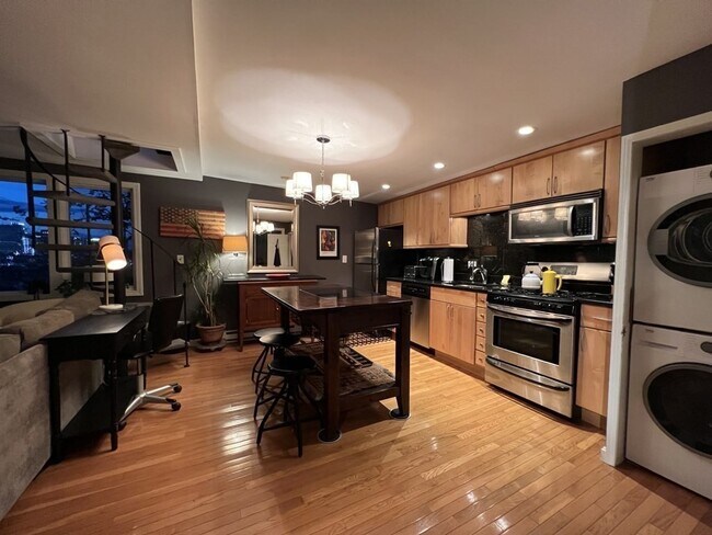 5 Thomas Park | Rentals in Boston, MA