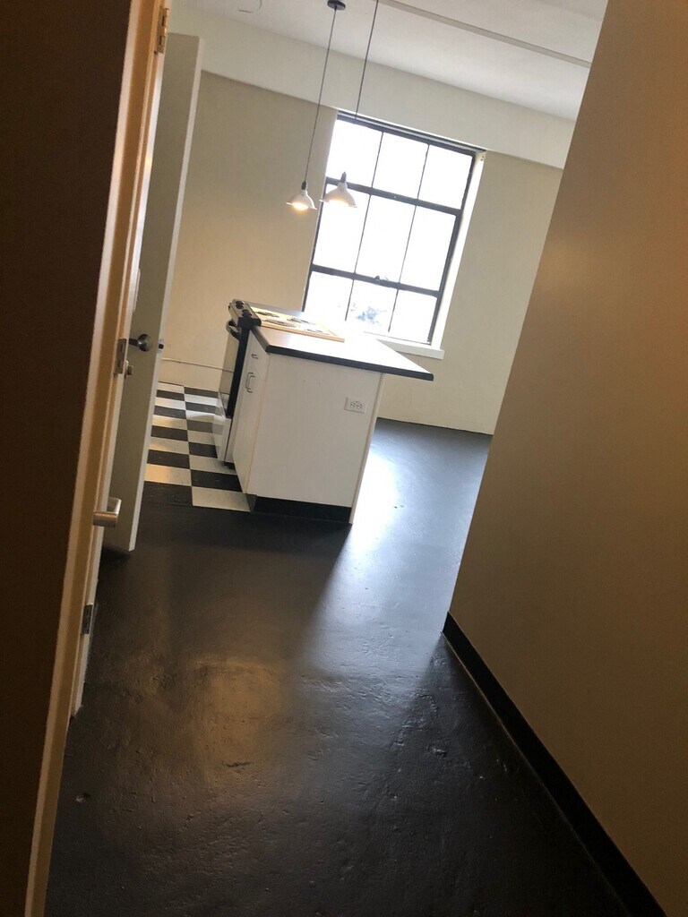 Block 2 Lofts | Little Rock, AR Apartments