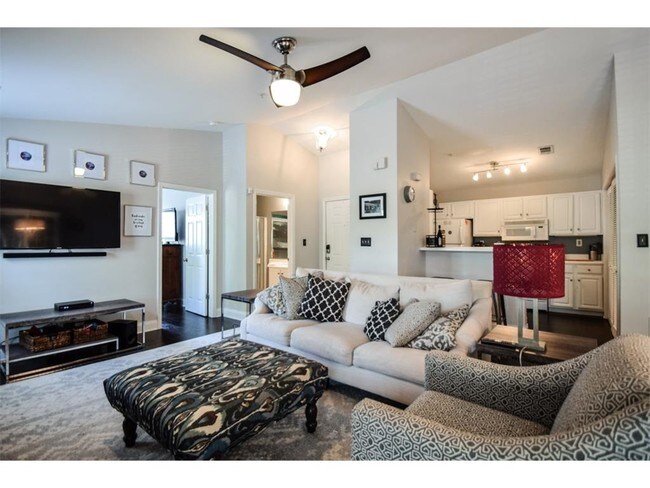 1347 Keys Crossing Dr NE | Rentals in Atlanta, GA