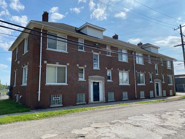 4113 Midland St | Rentals in Detroit, MI