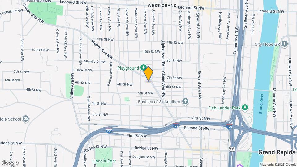 Seven45 Stocking Apartments | Grand Rapids, MI Apartments For Rent