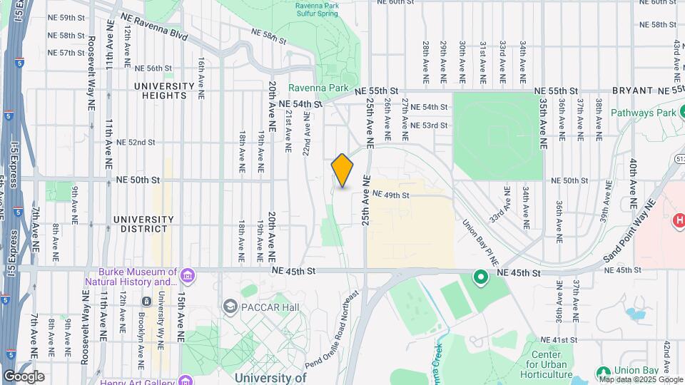 Trailside Apartments in Seattle, WA | ApartmentHomeLiving.com