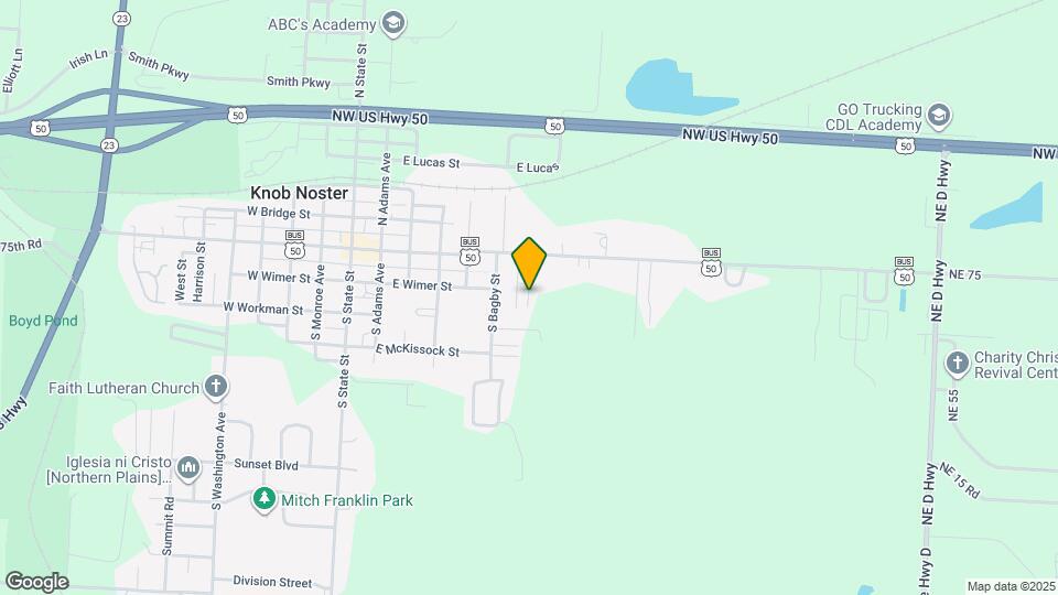 208 Sunshine Ln | Rentals in Knob Noster, MO