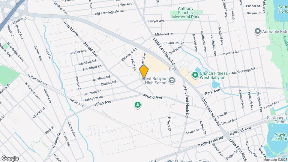 601 Arlington Rd | Rentals in West Babylon, NY