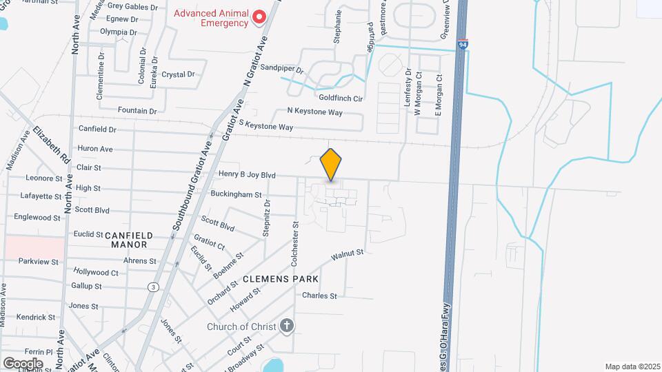 Clemens Court Apartments | Clinton Township, MI Apartments For Rent