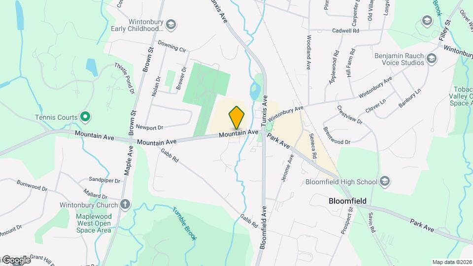 17 Mountain Ave | Rentals in Bloomfield, CT