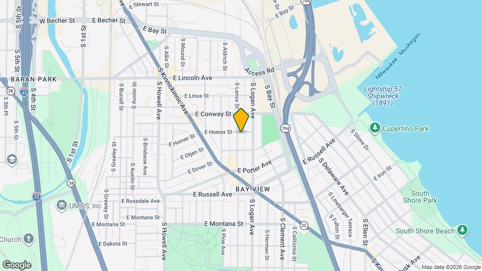 2504 S Lenox St | Rentals in Milwaukee, WI
