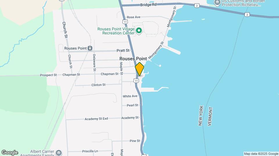 137 Lake St | Rentals in Rouses Point, NY