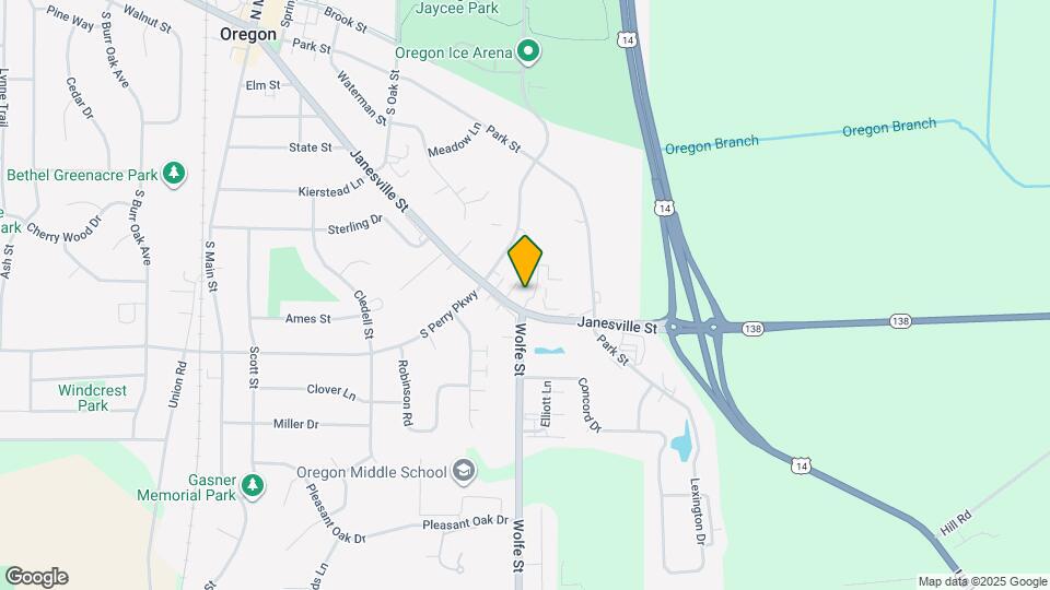 Prairie Brook Apartments in Oregon, WI | ApartmentHomeLiving.com