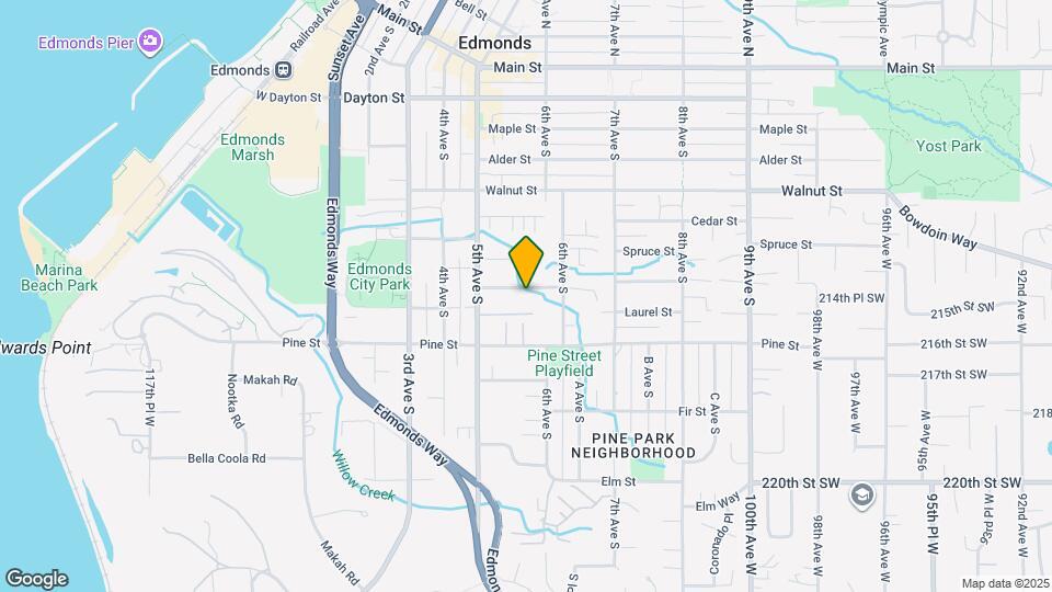 560 Hemlock Way | Rentals in Edmonds, WA