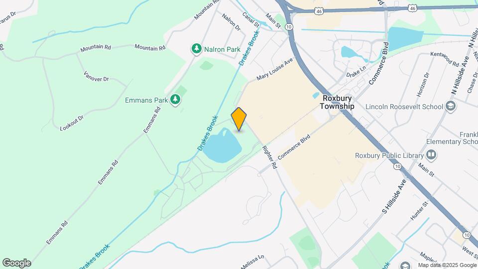 Lakeside Village Apartments | Ledgewood, NJ Apartments For Rent