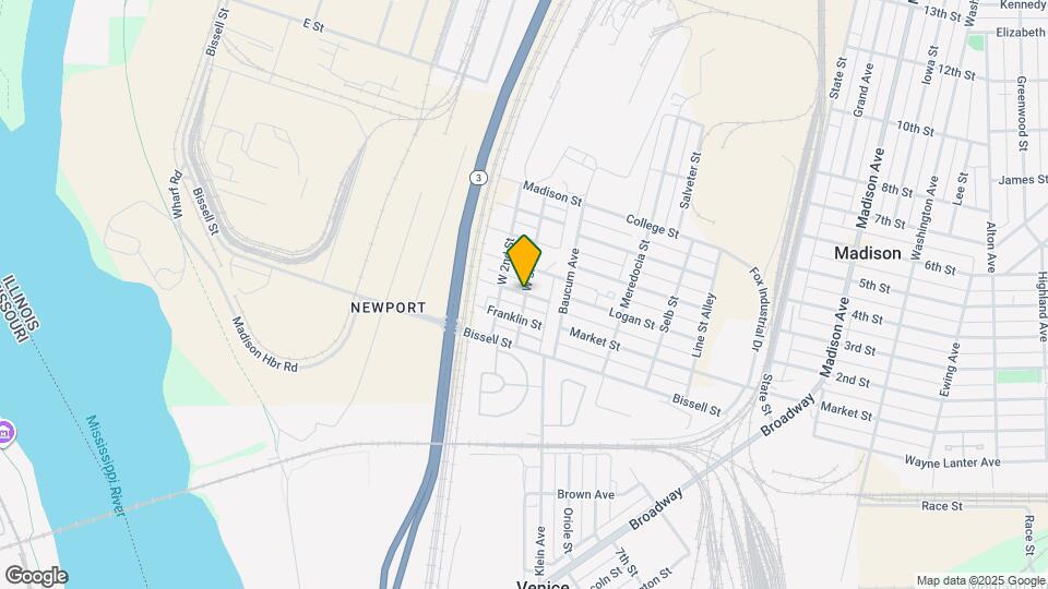 820 Webster St | Rentals in Madison, IL