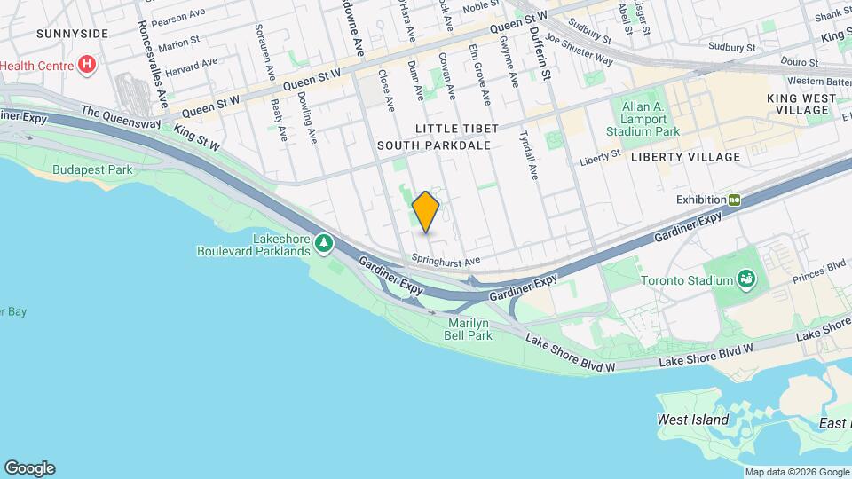 Lakeview Towers Apartments in Toronto, ON | ApartmentHomeLiving.com